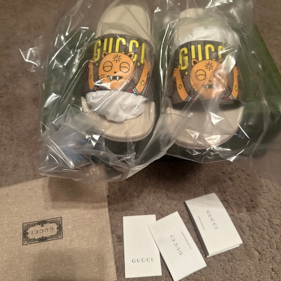 Gucci | Shoes | Authentic Gucci X Pablo Delcie 69932 Mens Gg Supreme ...